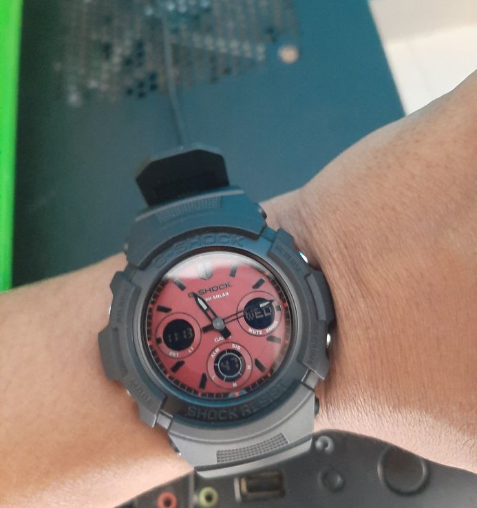 Casio G-Shock AWR-M100SAR-1A AWR-M100SAR-1ADR Black X Red Casio G-Shock AWR-M100SAR-1A AWR-M100SAR-1ADR Black X Red