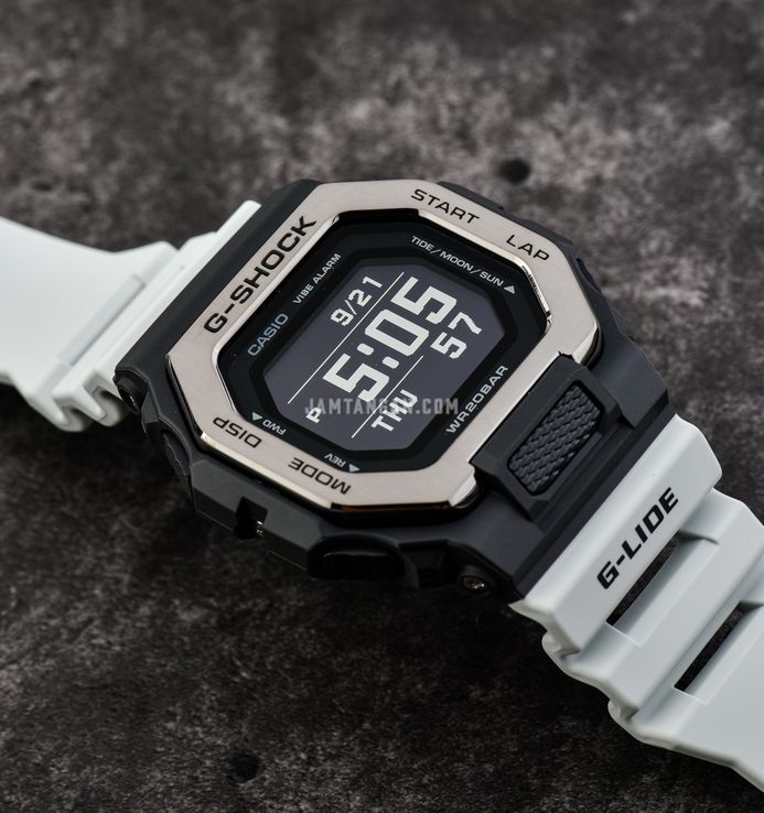 Casio G-Shock GBX-100TT-8DR G-Lide Men Digital Dial Grey Resin Band | Jamtangan.com