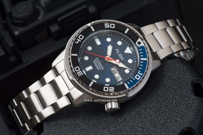 Alba Active AL4245X1 Automatic Man Batman Blue Dial Stainless Steel ...
