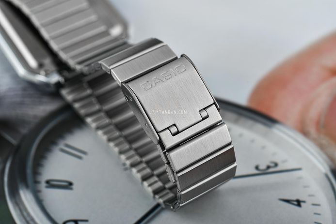 Casio General CA-500WE-1ADF Vintage Calculator Digital Dial Stainless ...