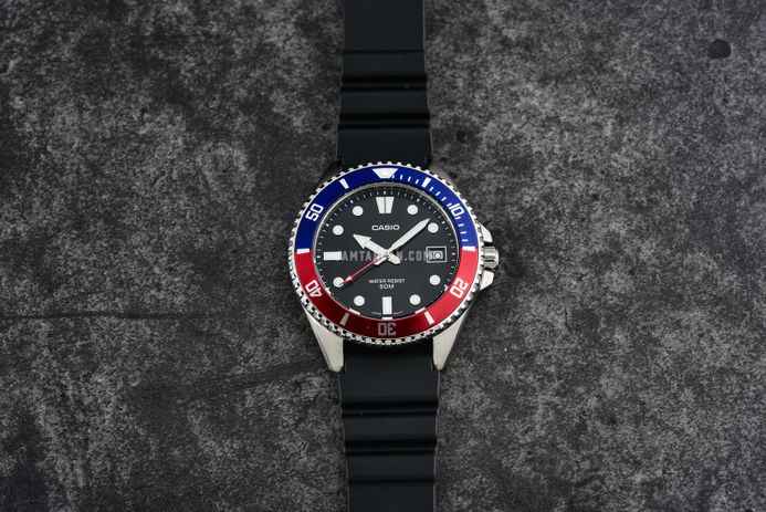 Casio General MDV-10-1A2 MDV-10-1A2VDF Baby Duro Black Dial Black Resin ...