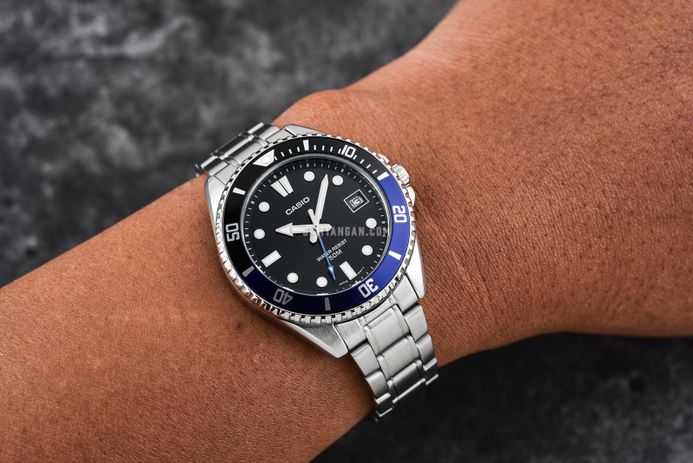 Casio General MDV-10D-1A2 MDV-10D-1A2VDF Baby Duro Men Batman Black ...