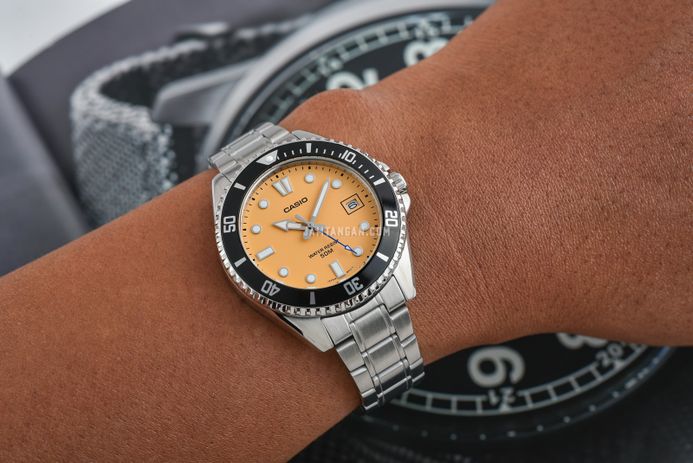 Casio General MDV-10D-4A2 MDV-10D-4A2VDF Baby Duro Men Salmon Dial ...