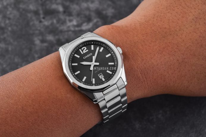 Casio General MTP-E725D-1A MTP-E725D-1AVDF Men Analog Black Striped Pattern Dial Stainless Steel ...