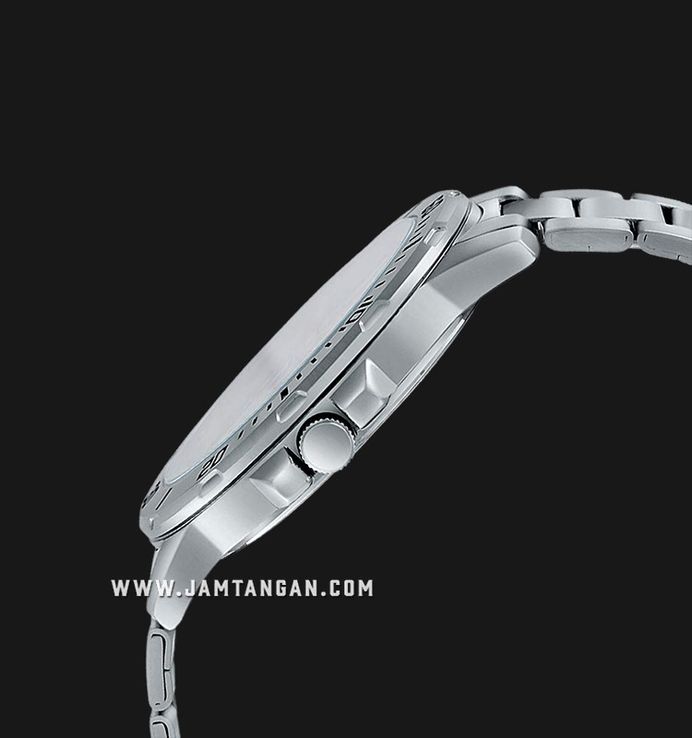 Casio General MTP-VD300D-7EUDF Men Silver Dial Stainless Steel Band | Jamtangan.com