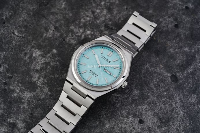 Citizen Eco Drive AW0130-85M Forza Super Titanium Light Green Dial ...