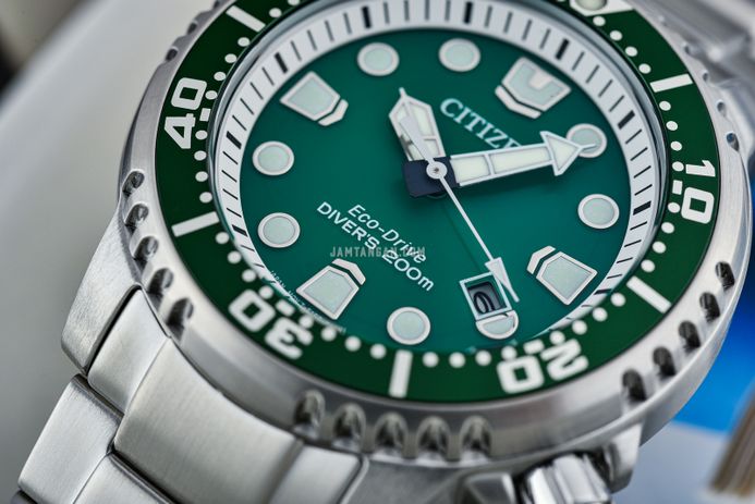 Citizen Promaster BN0158-85X Eco Drive Marine Green Dial Stainless Steel Strap | JAMTANGAN.COM