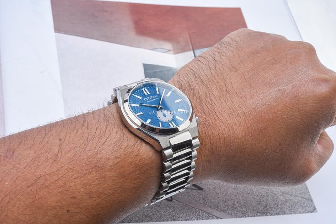 Citizen Mechanical NK5010-51L Tsuyosa Small Second Automatic Textured ...