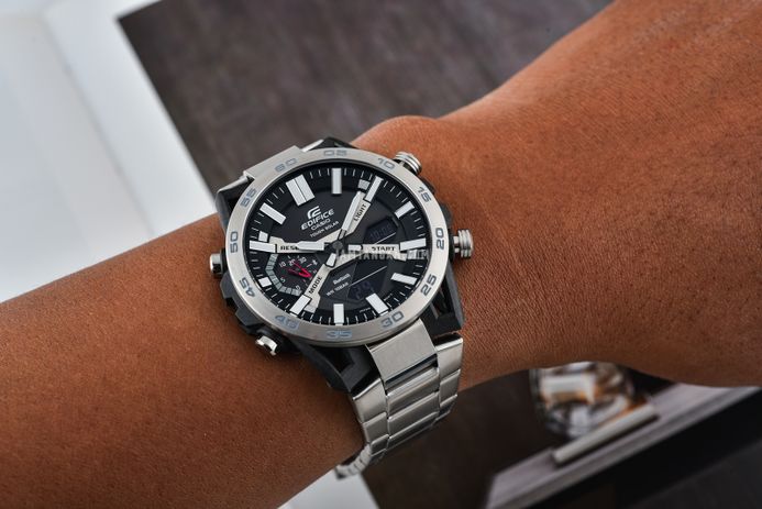 Casio Edifice ECB-2000D-1ADF Men The Sospensione Digital Analog Dial ...