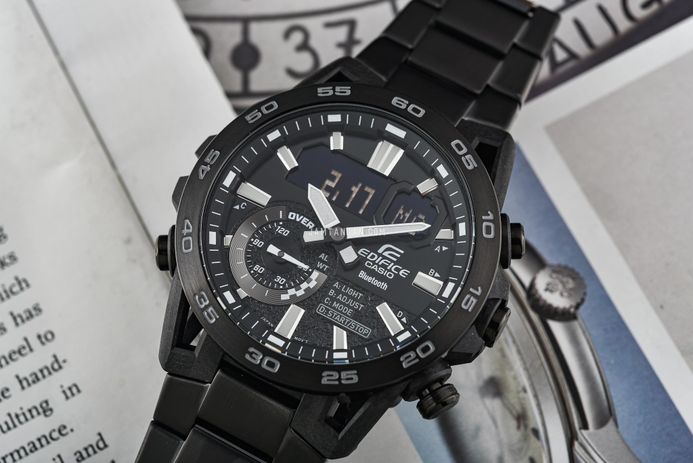 Casio Edifice ECB-40BK-1ADF Sospensione Men Black Dial Black Stainless Steel Band | Jamtangan.com