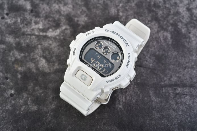 casio dw6900nb7