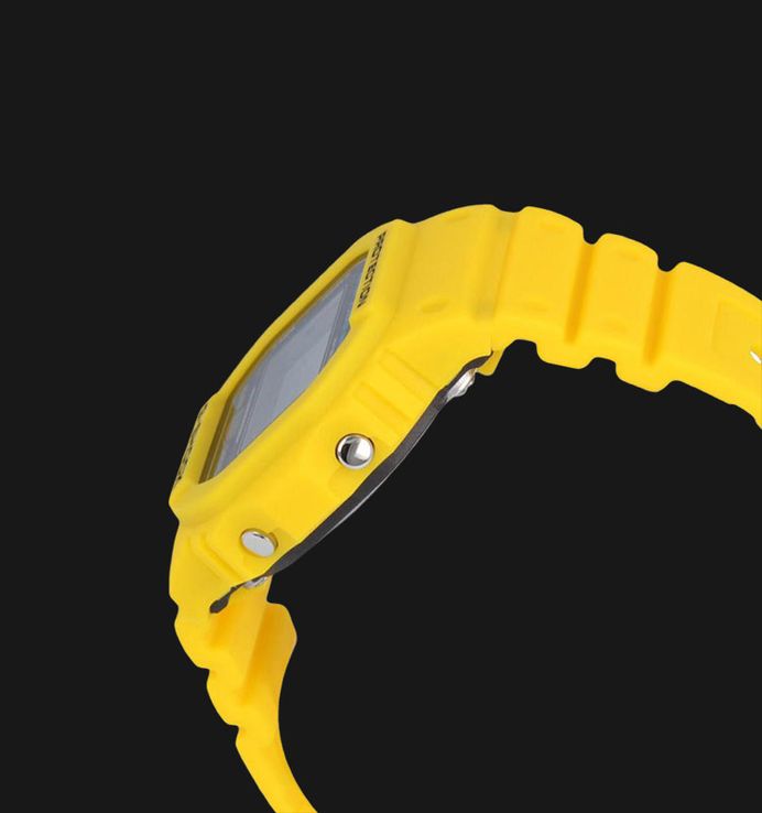 Casio G-Shock DWE-5600R-9 DWE-5600R-9DR Classic Revolutionized Digital ...