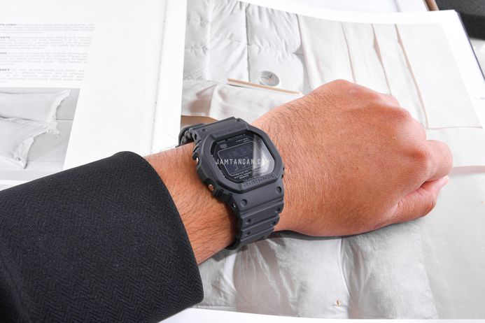 Casio G-Shock GW-5000HS-1 GW-5000HS-1JF Heritage Series Square Tough ...