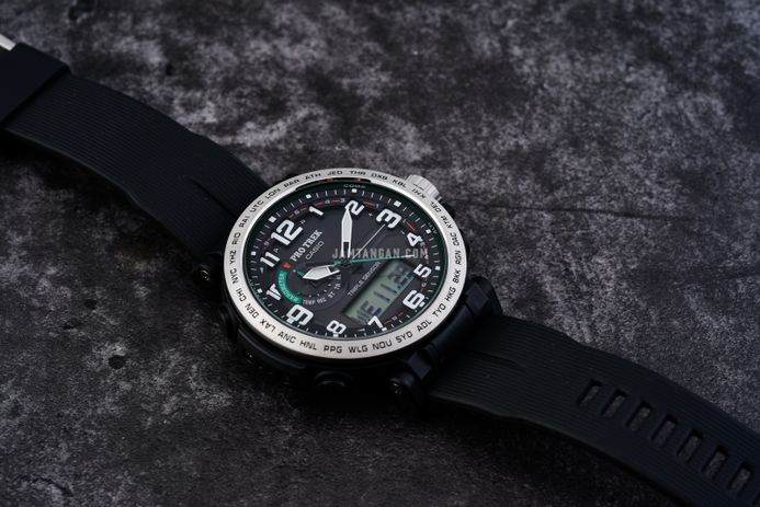 Casio Pro Trek PRG-601-1 PRG-601-1DR Solar Powered Black Digital Analog Dial Black Soft Urethane ...