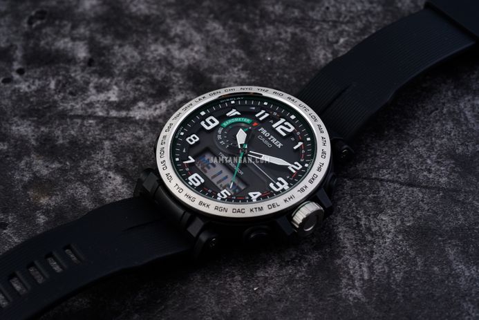 Casio Pro Trek PRG-601-1 PRG-601-1DR Solar Powered Black Digital Analog ...