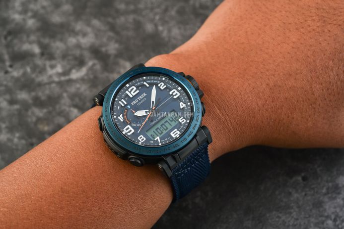 Casio Pro Trek PRG-601YB-2 PRG-601YB-2DR Solar Powered Blue Digital ...