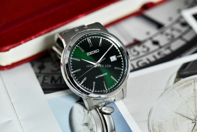 Seiko Classic SRPH89 SRPH89K1 Discover More Green Dial Stainless Steel ...