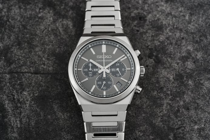 Seiko Chronograph SSB455 SSB455P1 Men Discover More Grey Dial Stainless ...