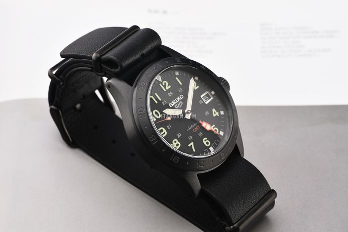 Seiko 5 Sports SSK025 SSK025K1 GMT Field Street Style Deception Black ...