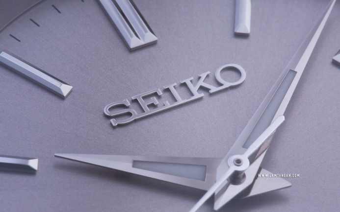 Seiko Classic SUR369 SUR369P1 Discover More Silver Dial Titanium Strap ...