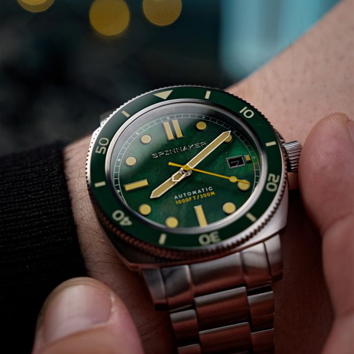 Spinnaker Hull Diver SP-5106-33 Automatic Emerald Pearl Dial Stainless ...