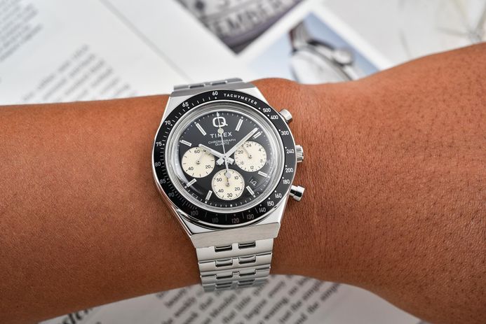 Timex Q TW2V42600 Catch A Panda Chronograph Black Dial Stainless Steel ...